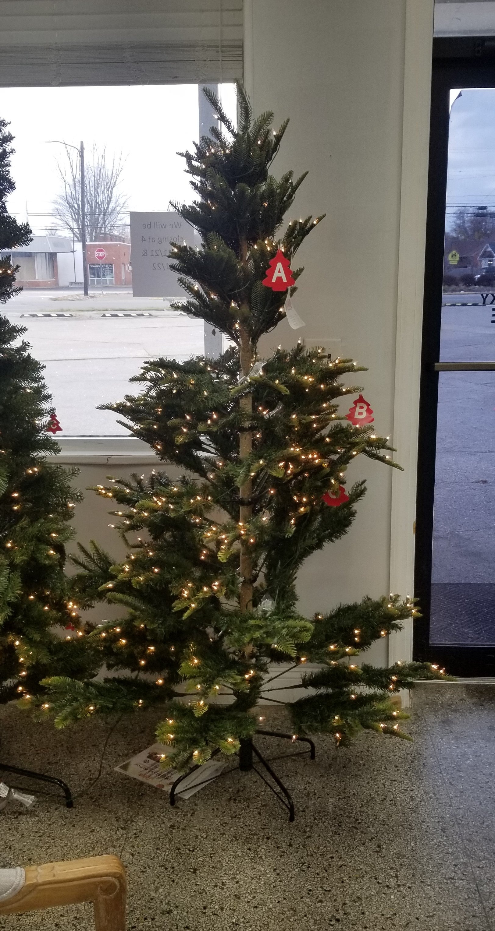 6.5ft Pre-lit Artificial Christmas Tree Alaskan Fir | Western Kentucky ...
